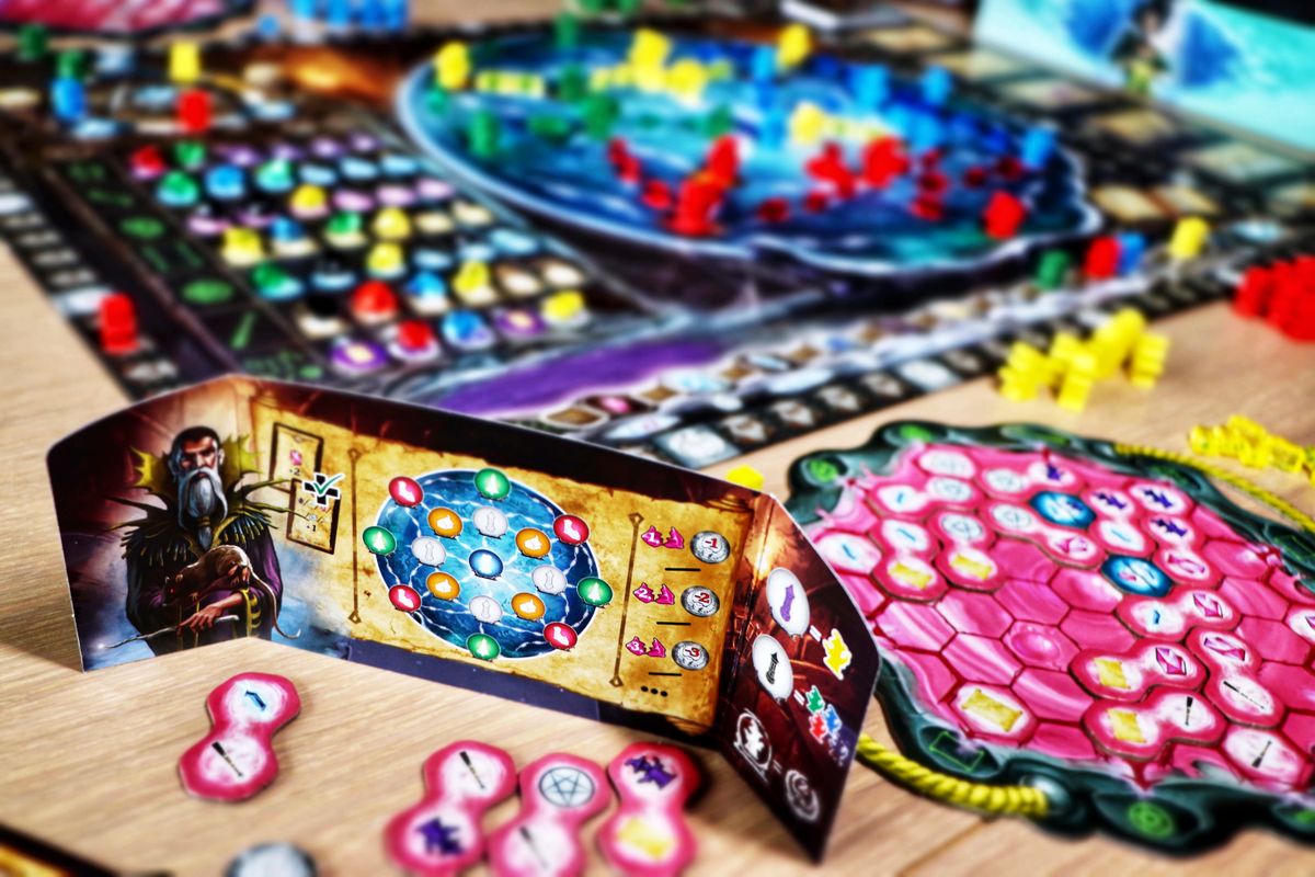 Witchstone (10) – Tabletopping