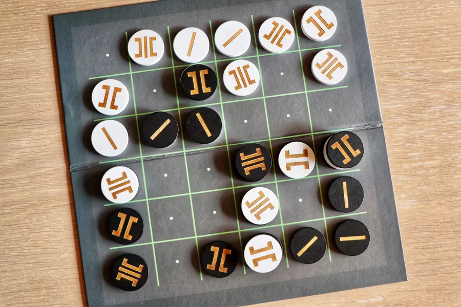 Hokito – Tabletopping