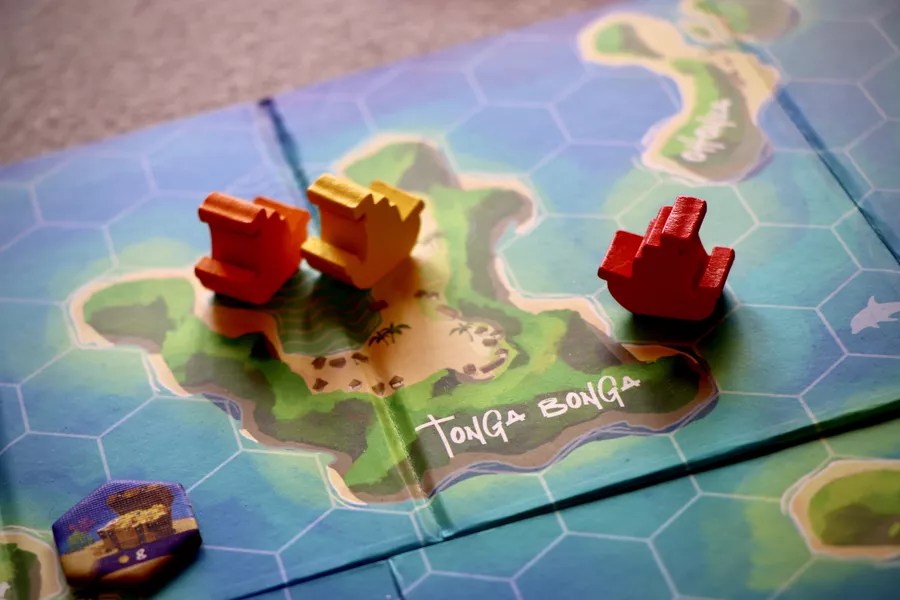 Tonga Bonga – Where Every Move Is in Your Opponents’ Hands – Tabletopping