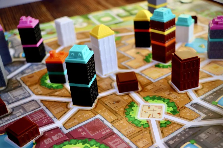 Tower Up – Where Every Move Shapes the Skyline – Tabletopping